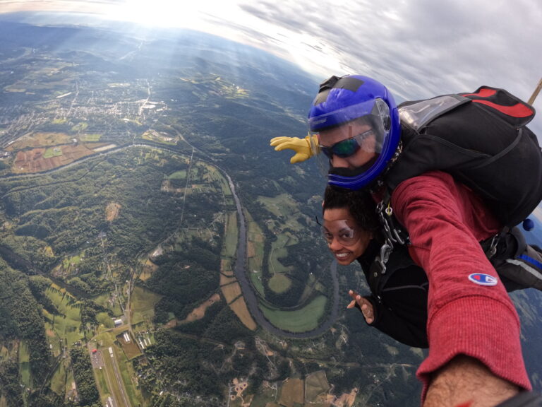The Best Skydiving Experience in Northern Virginia | Skydive Front Royal