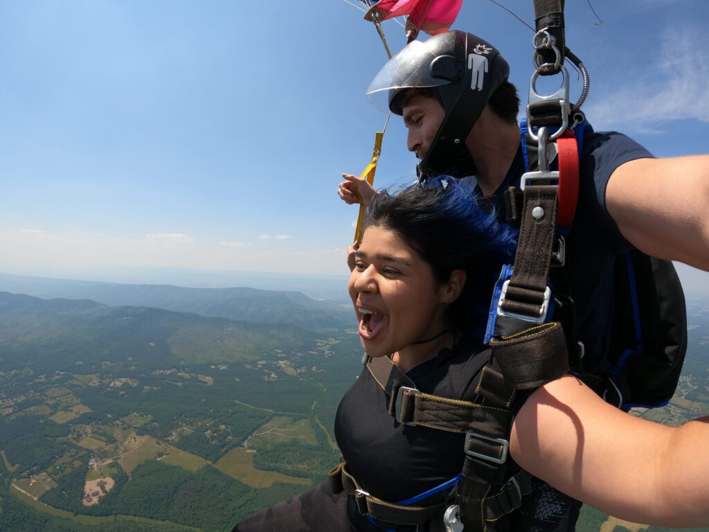 The Best Skydiving Experience in Northern Virginia | Skydive Front Royal